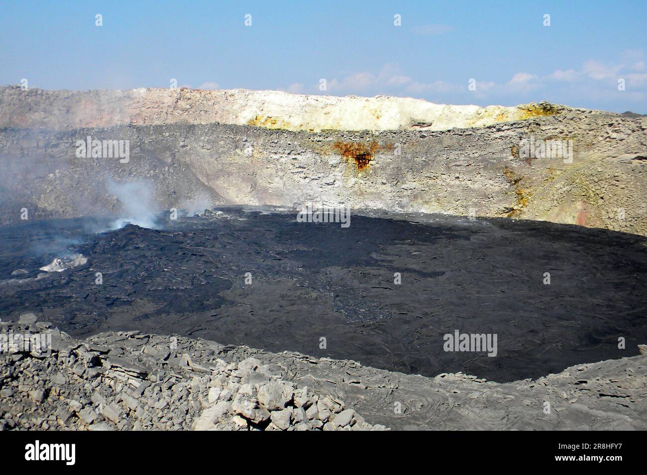 Vulcano erta ale hi-res stock photography and images - Alamy