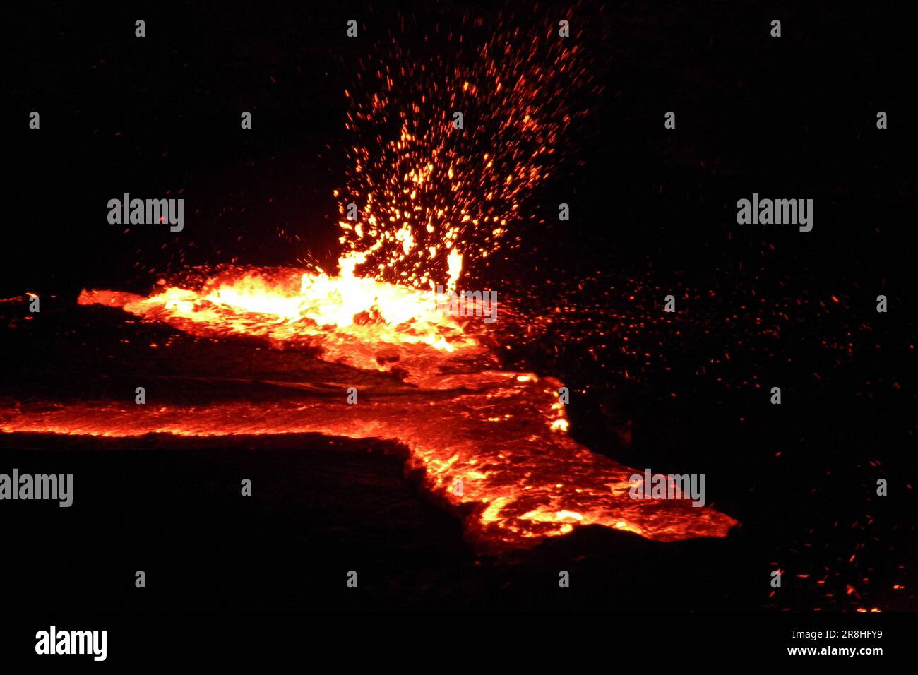 Vulcano erta ale hi-res stock photography and images - Alamy