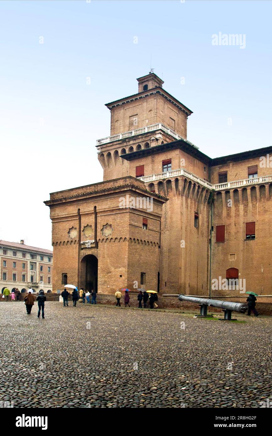 Estense castle ferrara emilia romagna hi-res stock photography and ...
