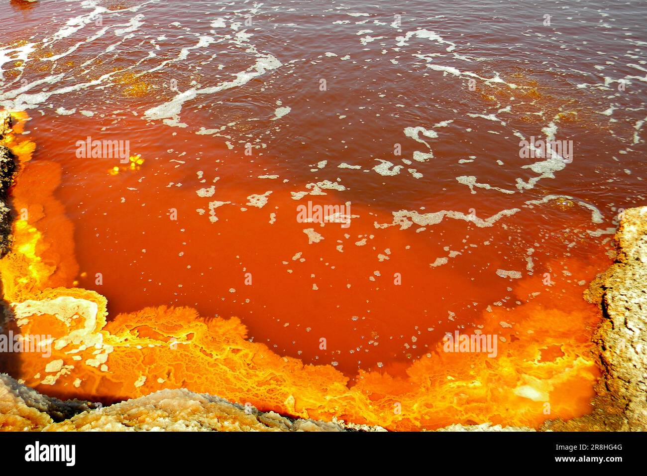 Dallol lake danakil ethiopia hi-res stock photography and images - Alamy