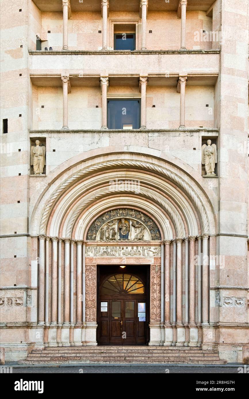 Baptistry of parma hi-res stock photography and images - Alamy