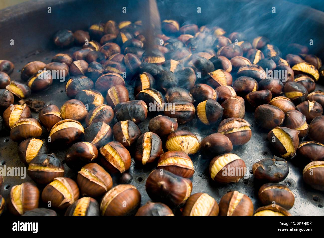Roasted chestnut vendors hi-res stock photography and images - Alamy