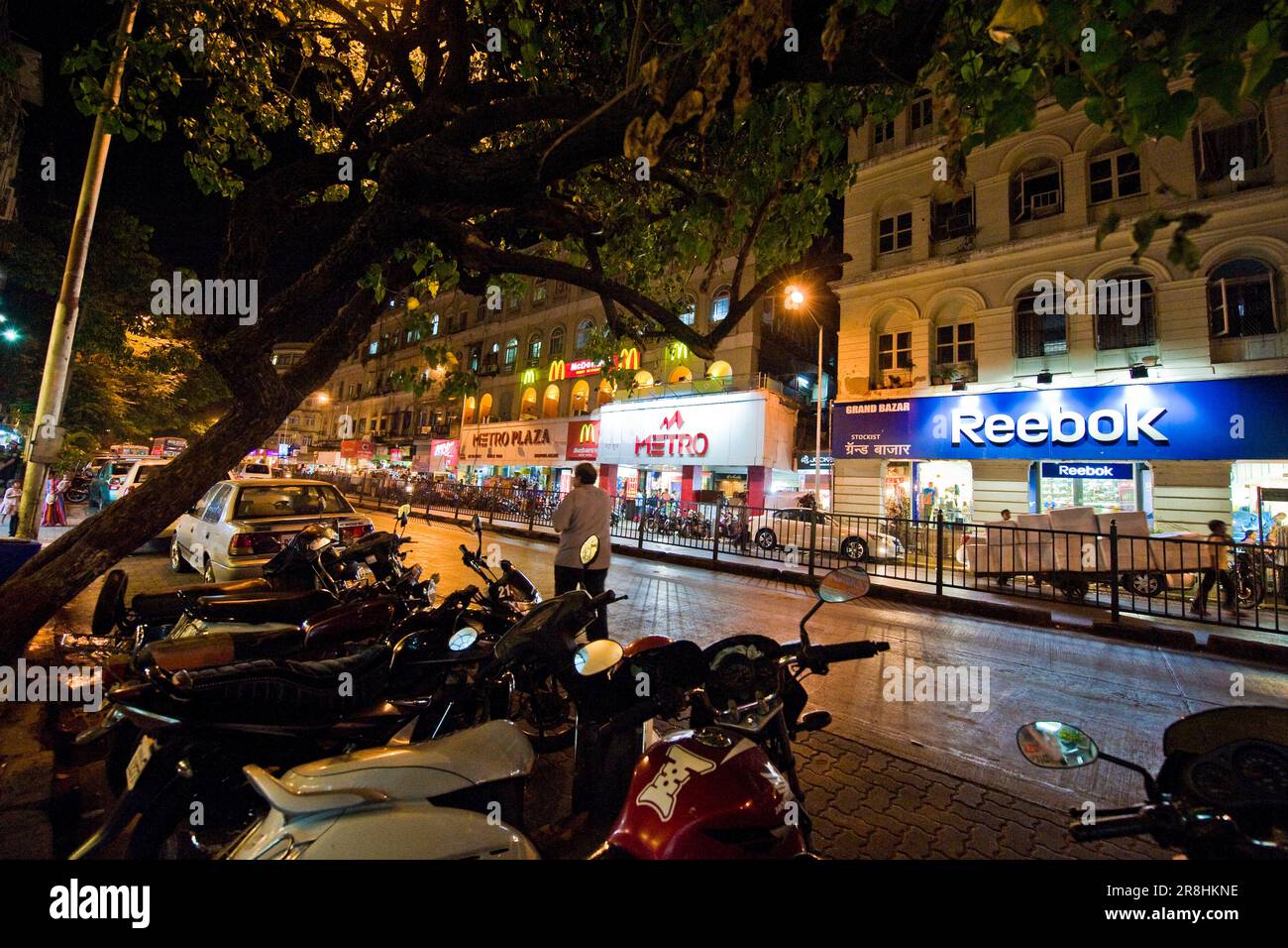 The colaba area of mumbai hi-res stock photography and images - Alamy