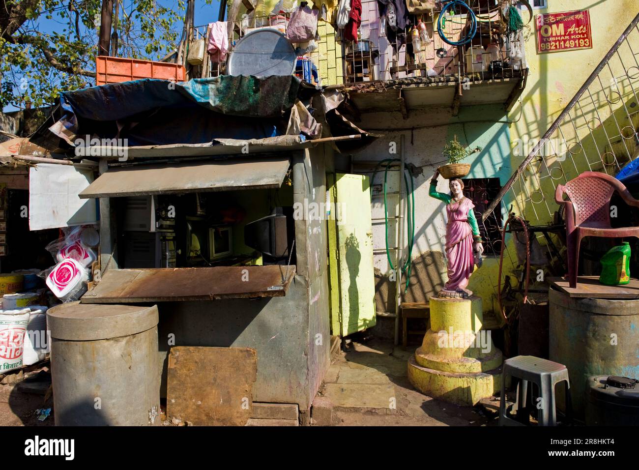 Poor Area near Colaba. Mumbai. India Stock Photo - Alamy