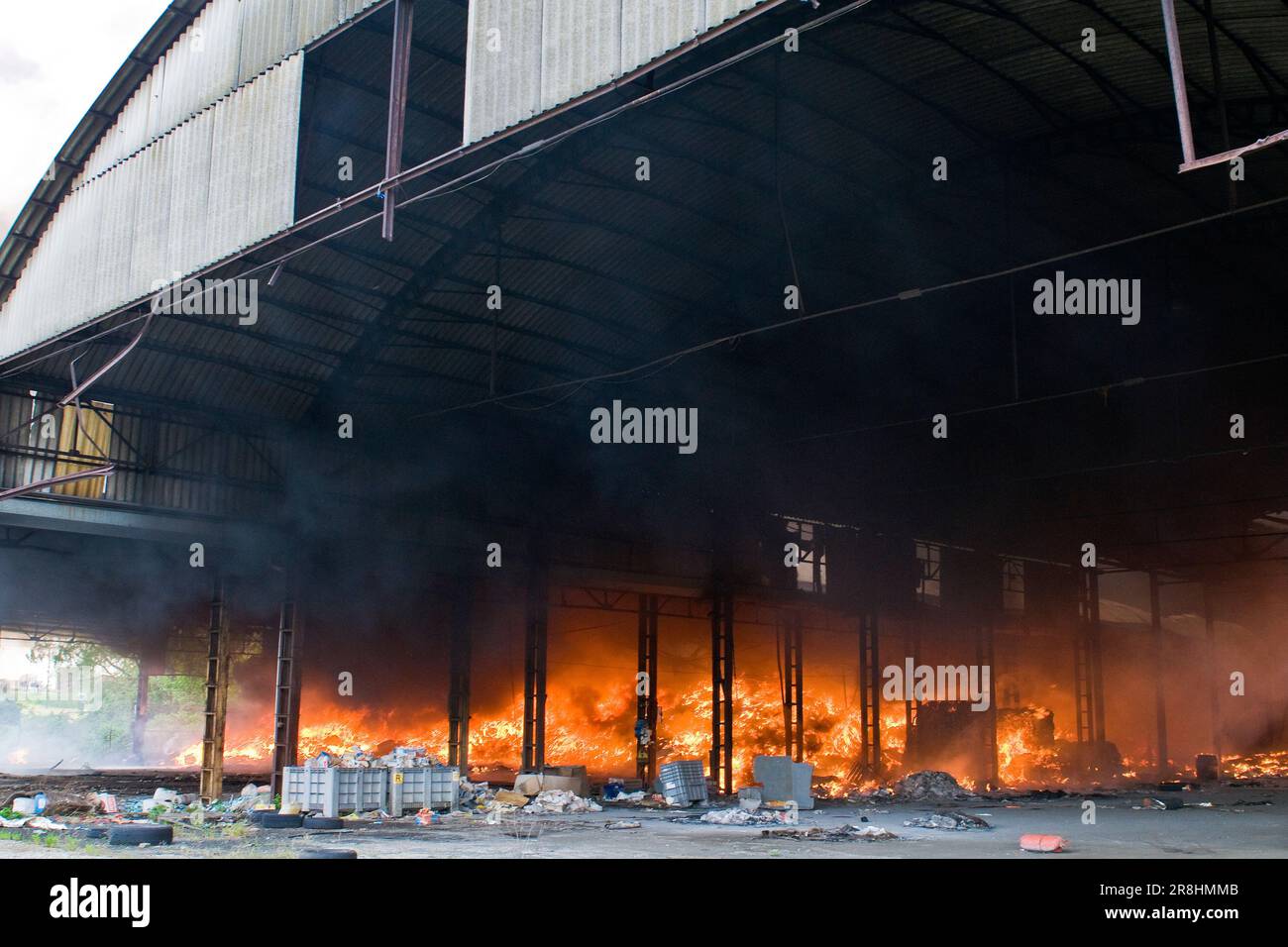 Factory italy shed hi-res stock photography and images - Alamy