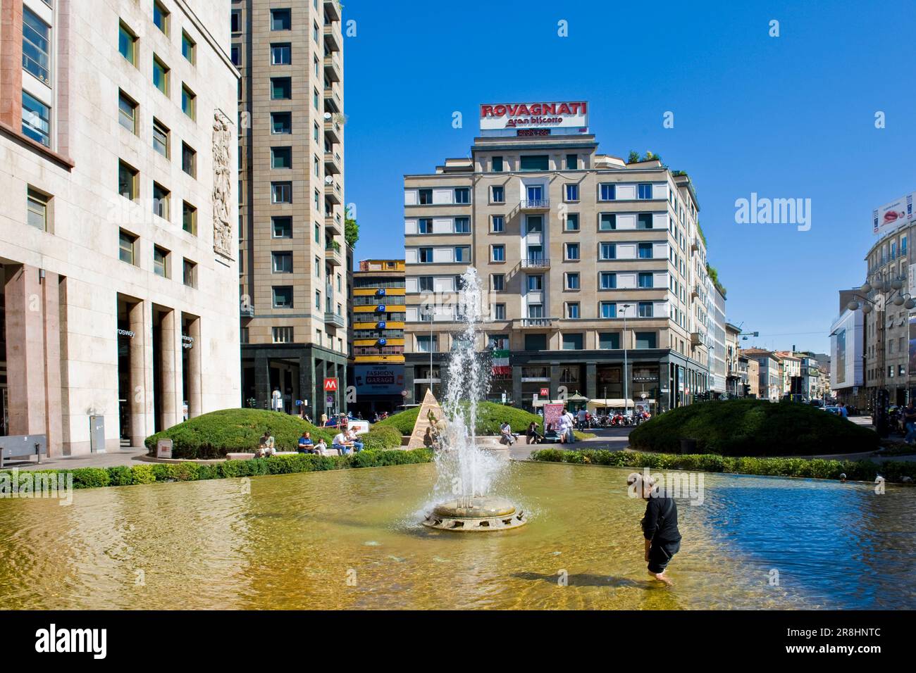 Milan san babila hi-res stock photography and images - Alamy