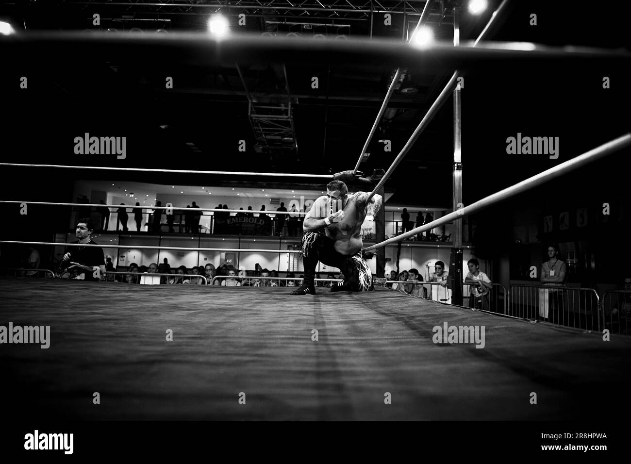 Wrestling men black hi-res stock photography and images - Alamy