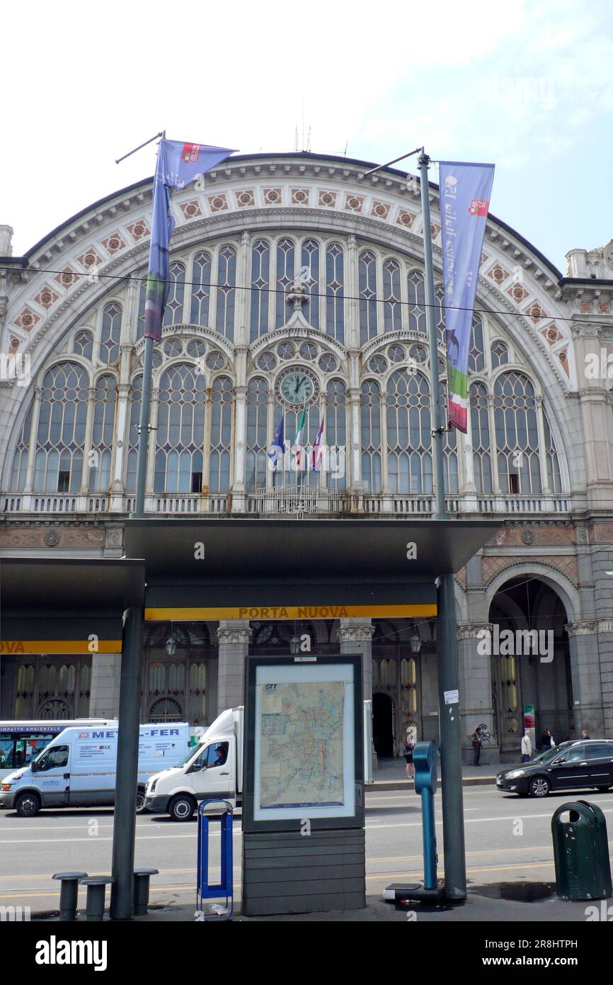 Porta Nuova Railway Station. Turin. Italy Stock Photo - Alamy