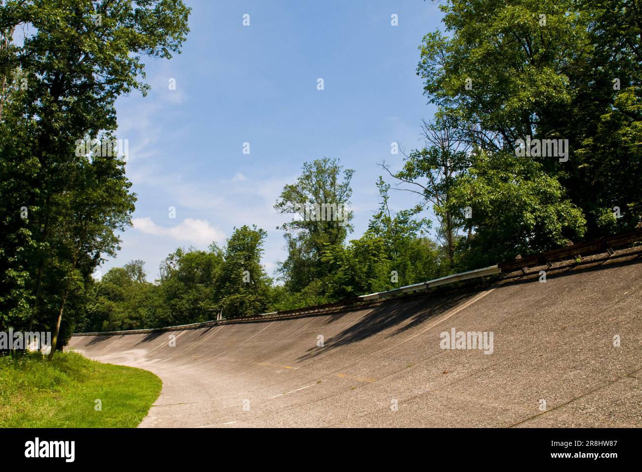 Elevated Curve. Autodrome. Monza. Italy Stock Photo - Alamy