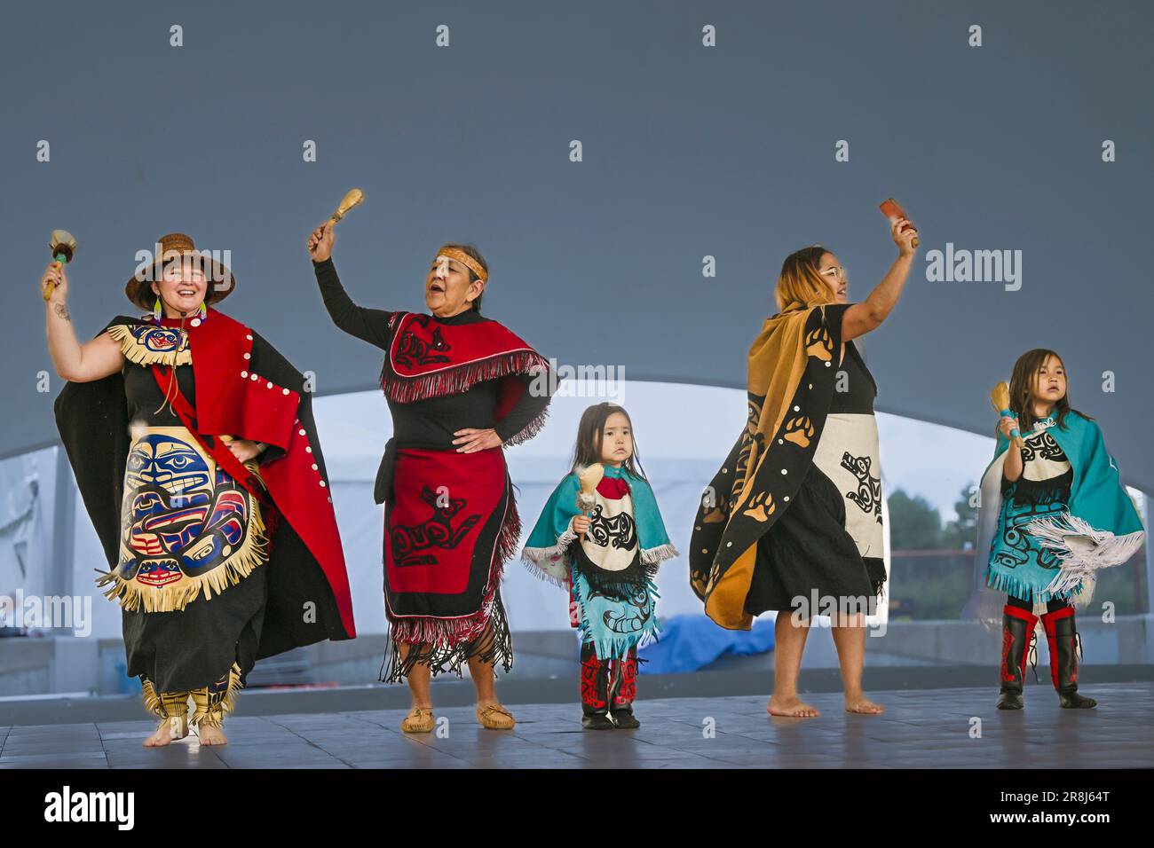 Git Hayetsk: "People of the Copper Shield" dance performance, Town ...