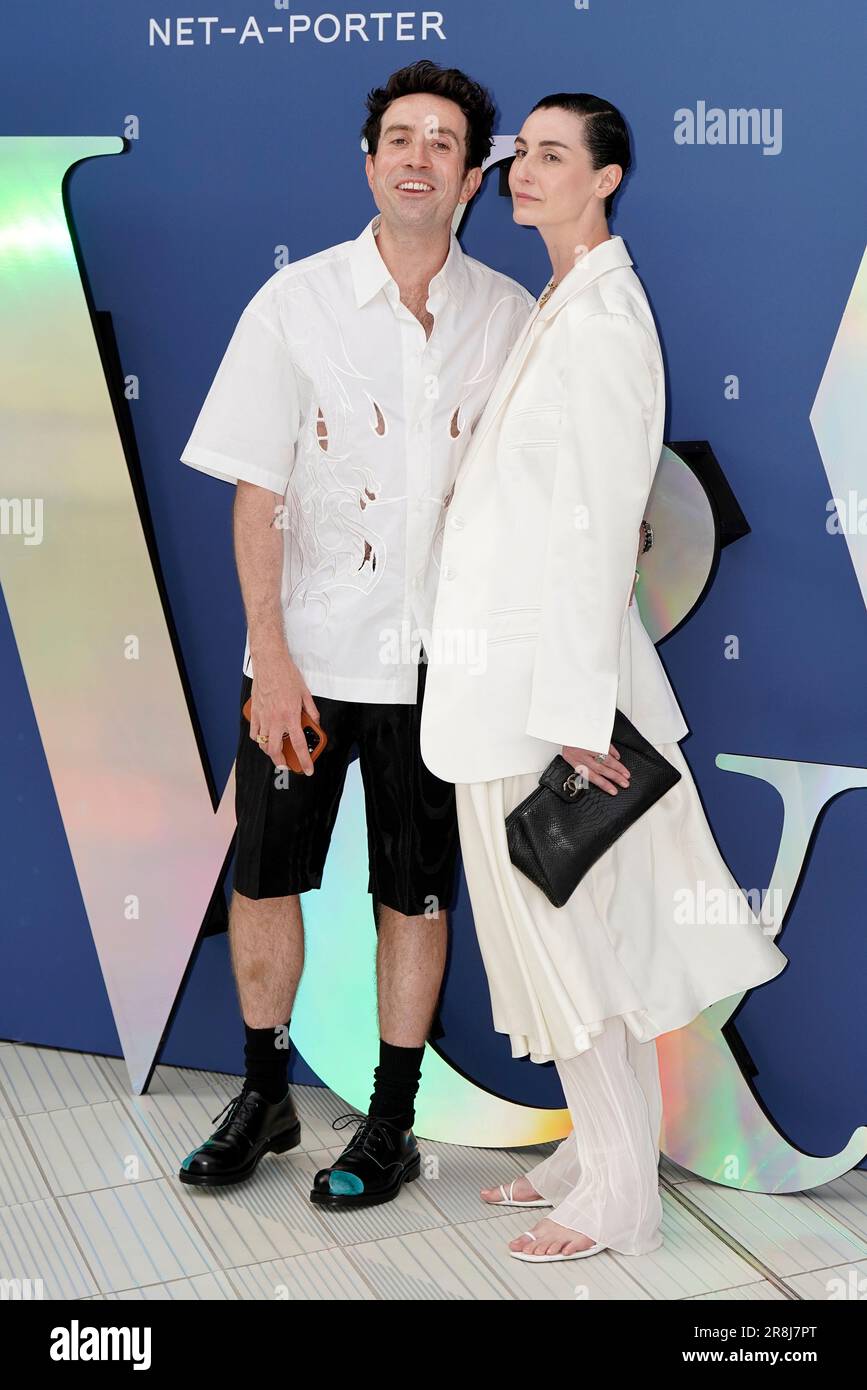 Nick Grimshaw (left) and Erin O'Connor attend the Victoria & Albert ...