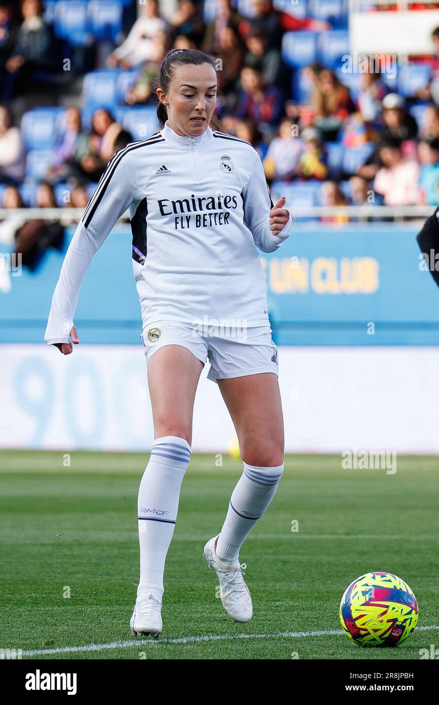 BARCELONA - MAR 25: Caroline Weir warms up prior to the Primera ...