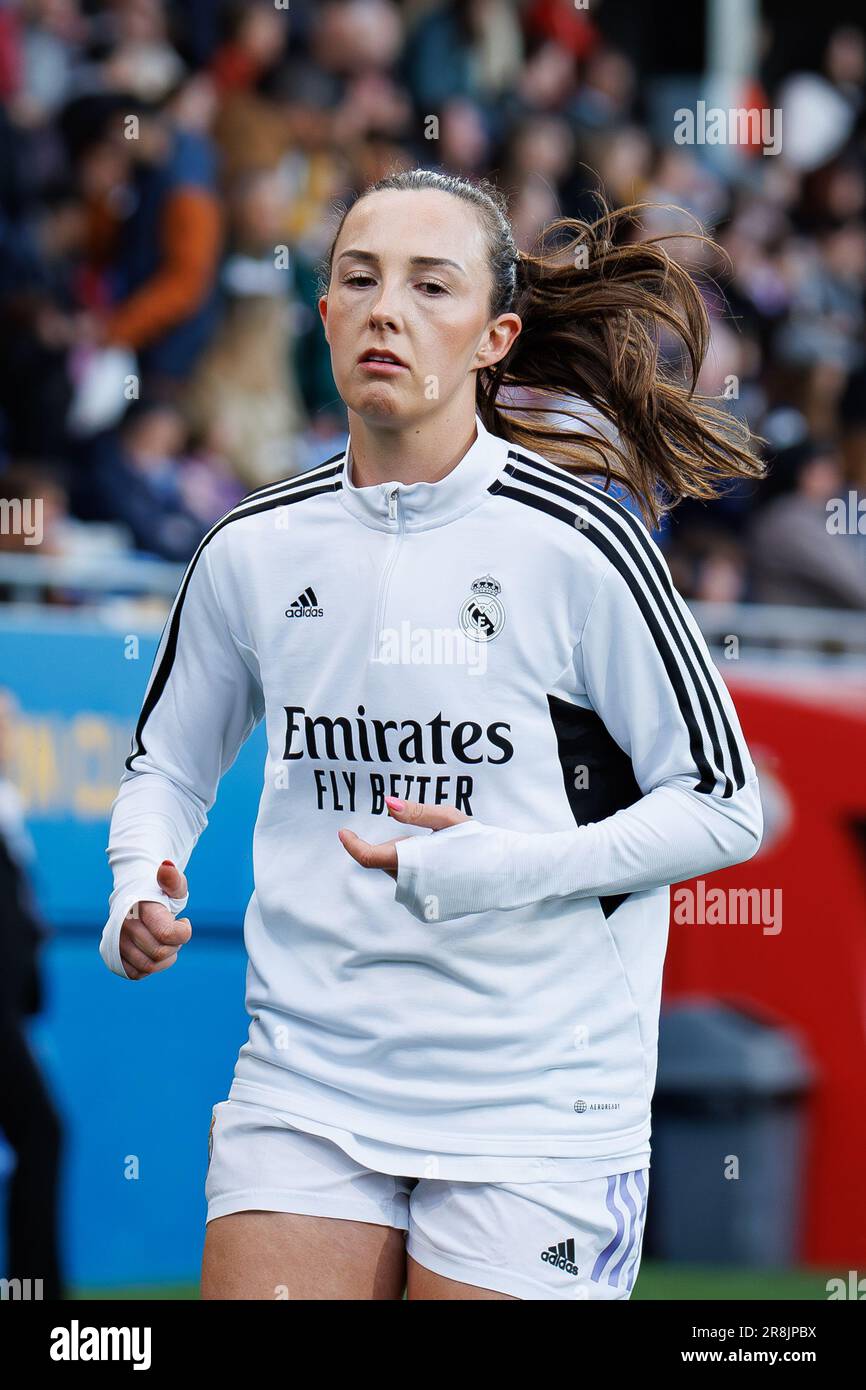 BARCELONA - MAR 25: Caroline Weir warms up prior to the Primera ...