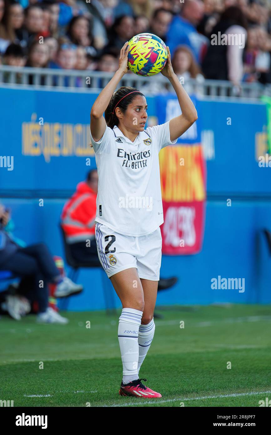 BARCELONA - MAR 25: Kenti Robles in action during the Primera Division ...