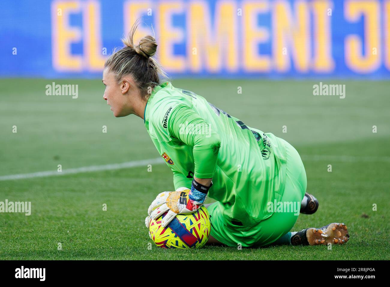 BARCELONA - MAR 25: Sandra Panos in action during the Primera Division ...