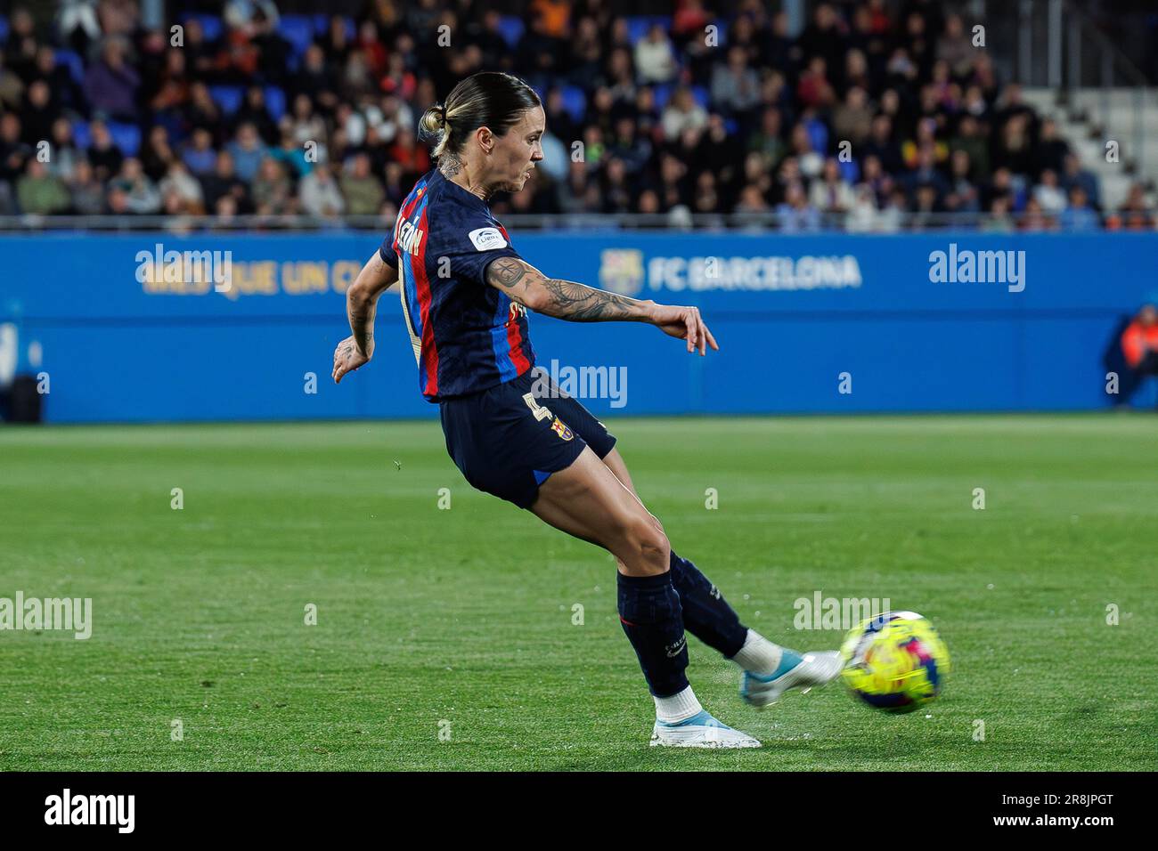 BARCELONA - MAR 25: Maria Leon Mapi in action during the Primera ...