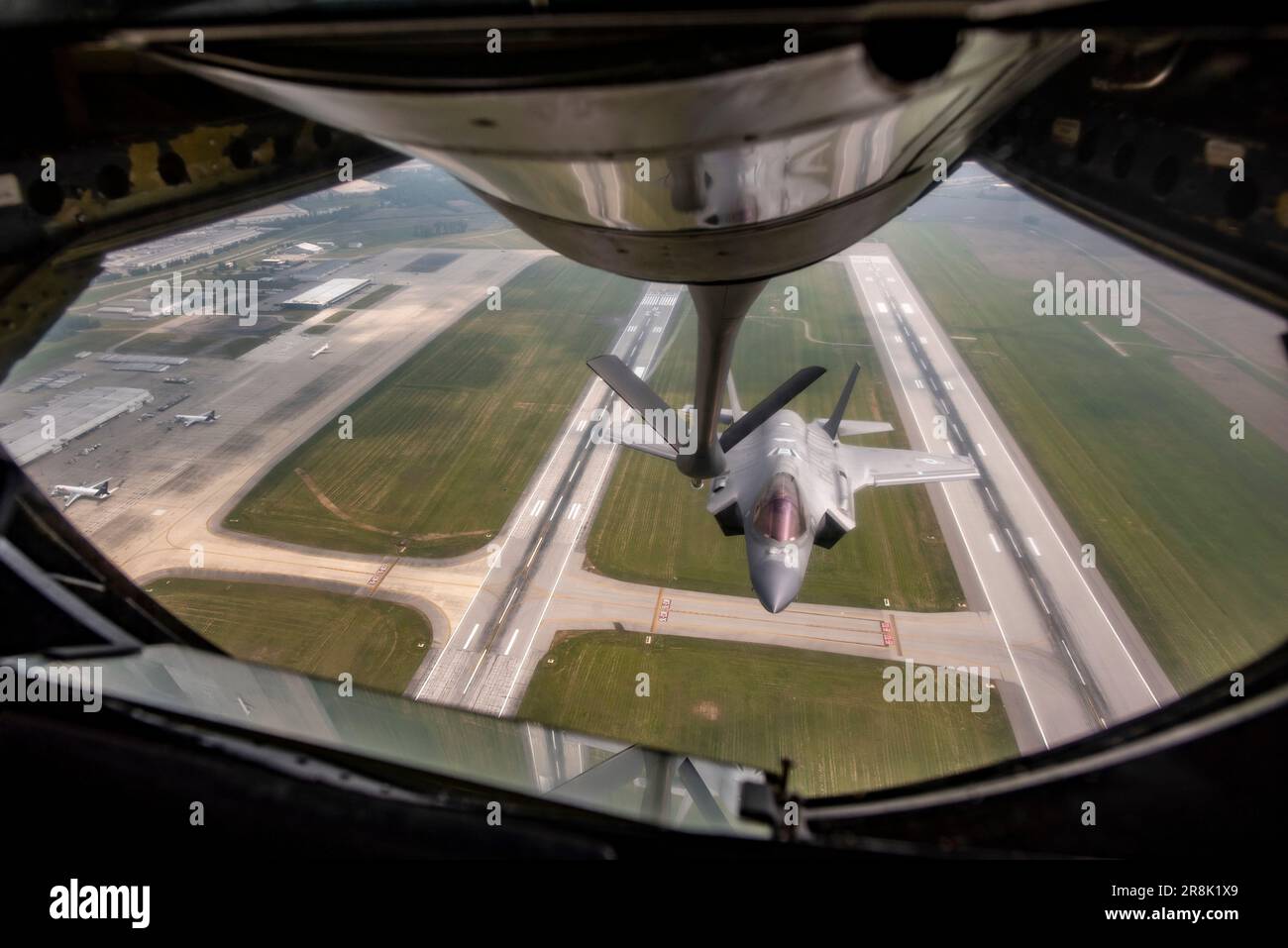 A U.S. Air Force F-35A Lightning II from Luke Air Force Base, Ariz ...