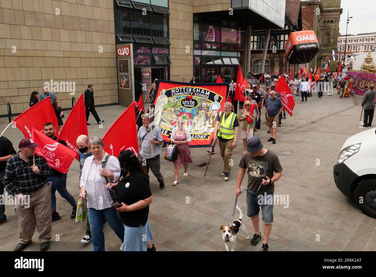 Derby england market square hi-res stock photography and images - Alamy