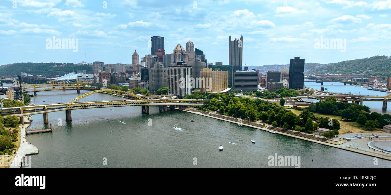 Downtown Pittsburgh aerial view - PITTSBURGH, USA - JUNE 09, 2023 Stock ...