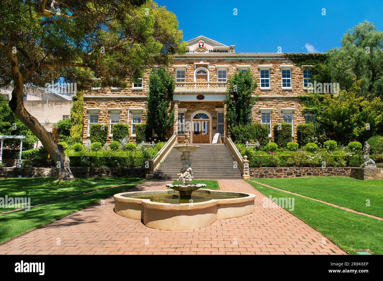 Lyndoch cafe hi-res stock photography and images - Alamy