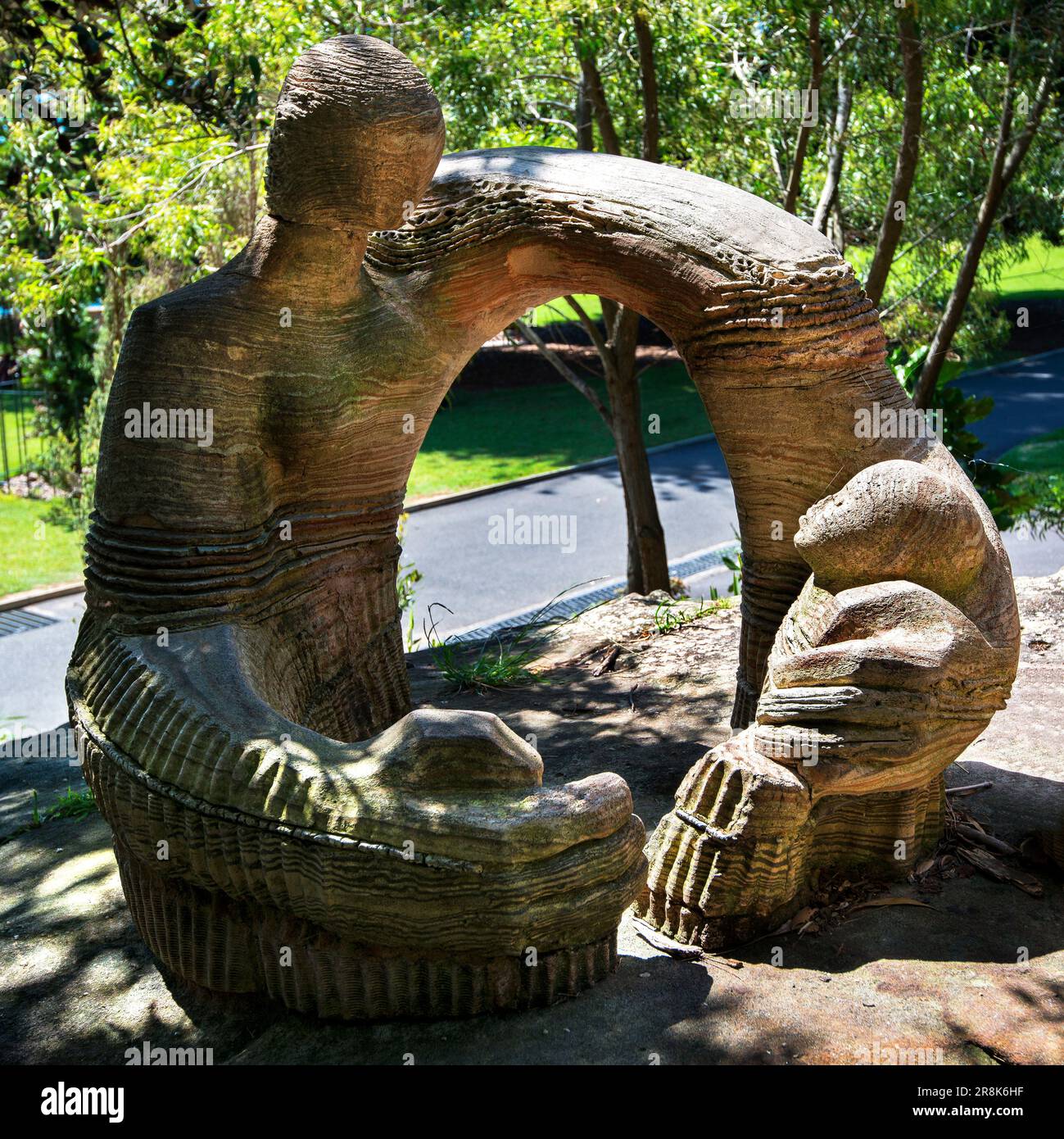 Earth Mother Sculpture by Helen Leete, Royal Botanic Garden, Sydney ...