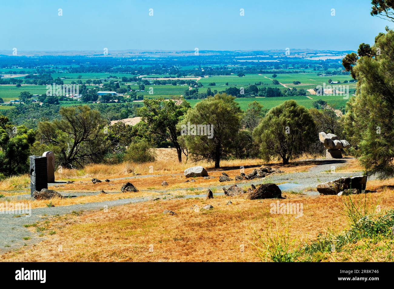 Mengler Hill Lookout, Barossa Sculpture Park, Bethany, Barossa Valley ...