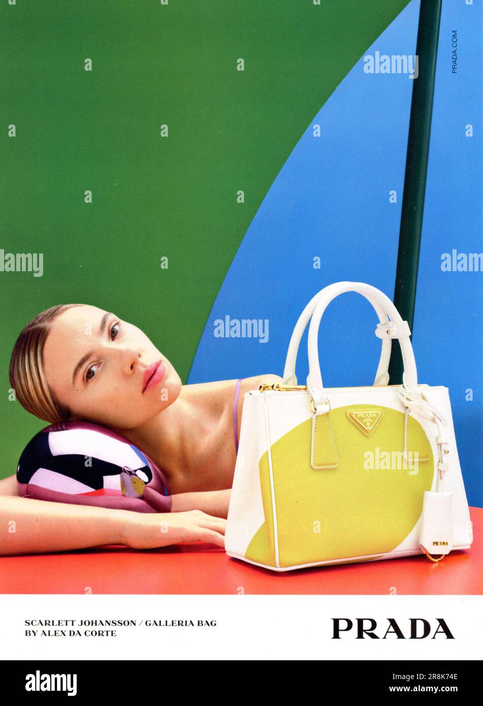 Vogue summer 2023 magazine issue advert, USA Stock Photo - Alamy
