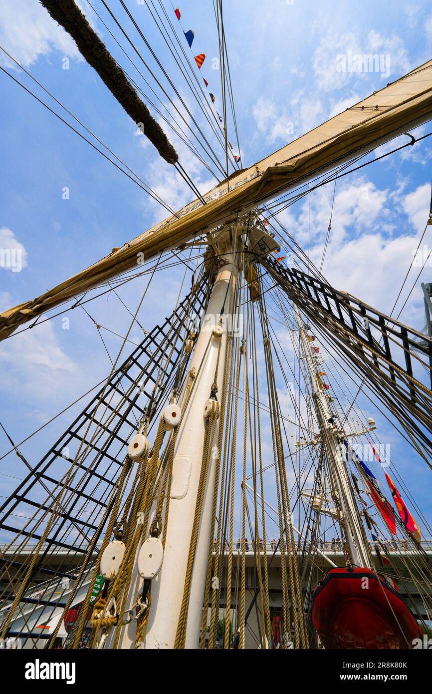 Belem french sailing ship hi-res stock photography and images - Alamy