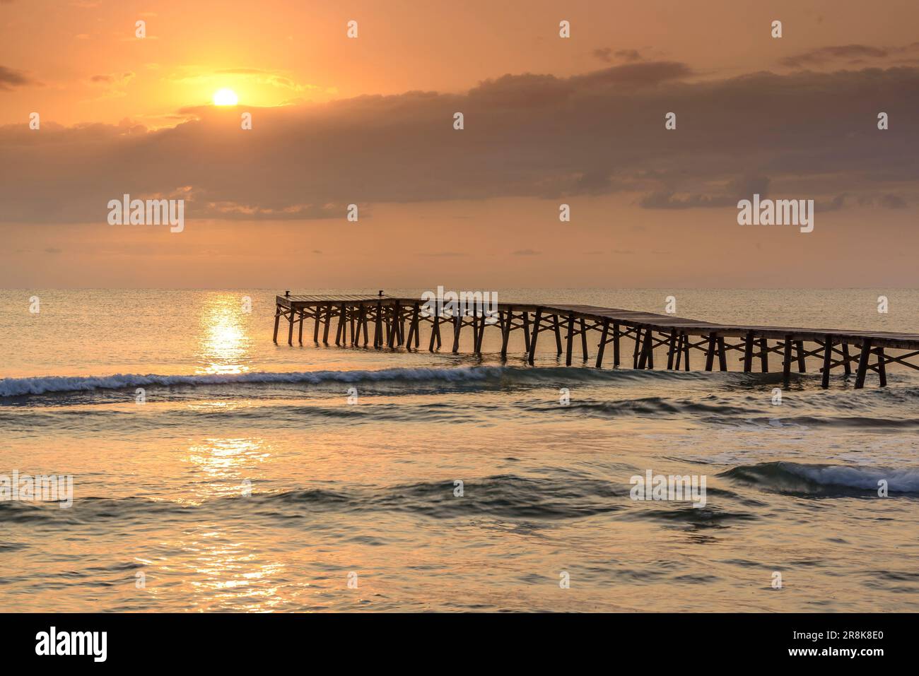 Muro de niebla hi-res stock photography and images - Alamy