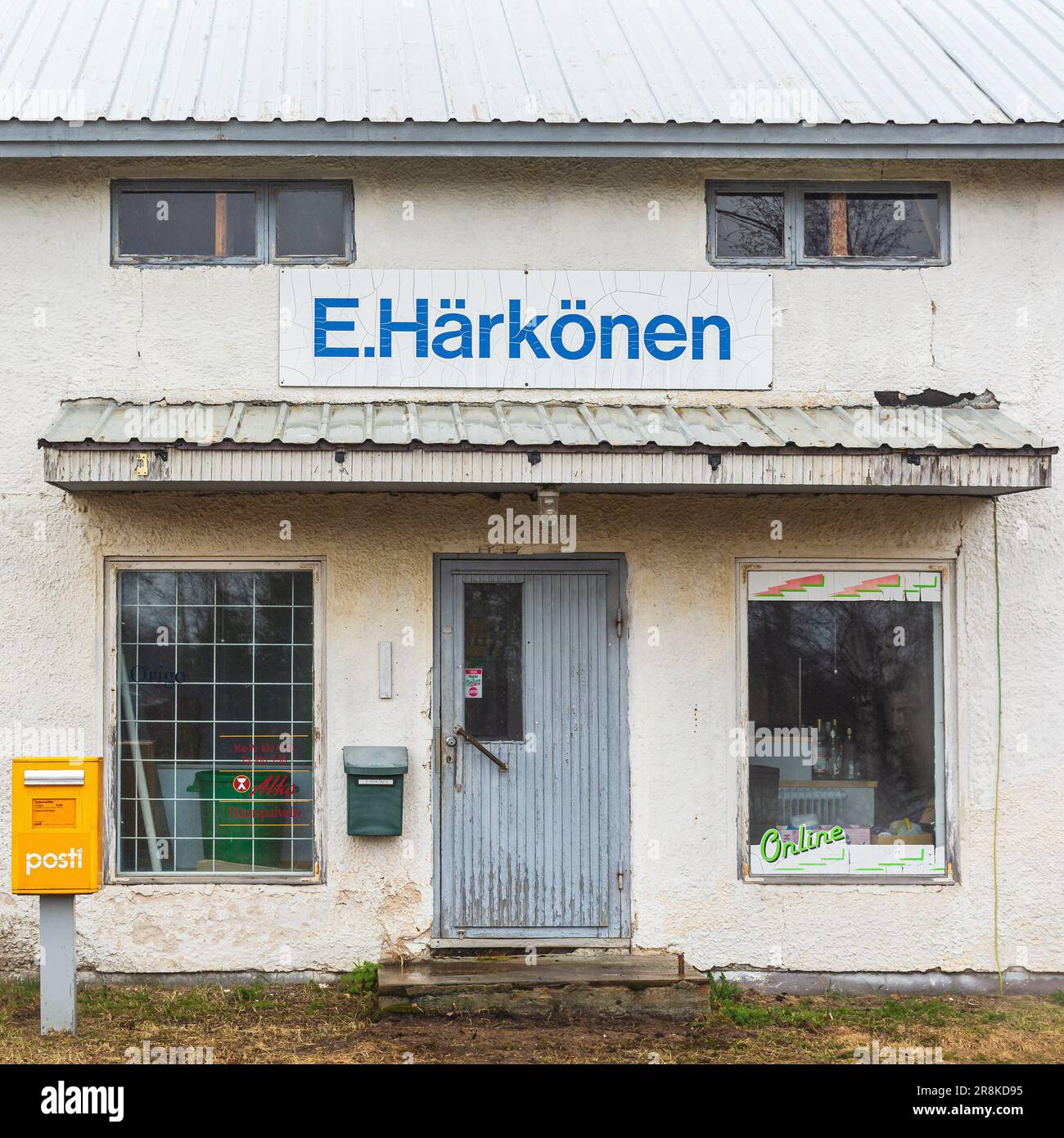 Old closed crocery store in Karinkanta Siikajoki Finland Stock Photo ...