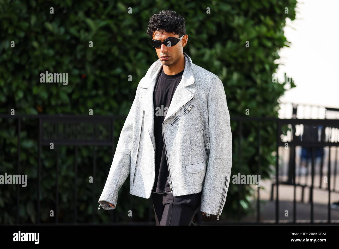 Dark pyrex hi-res stock photography and images - Alamy