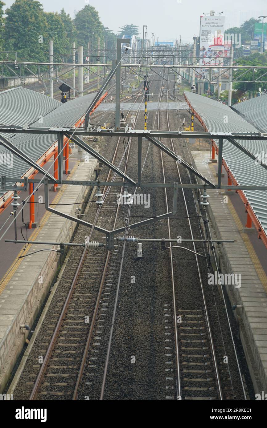 Jalur kereta api hi-res stock photography and images - Alamy