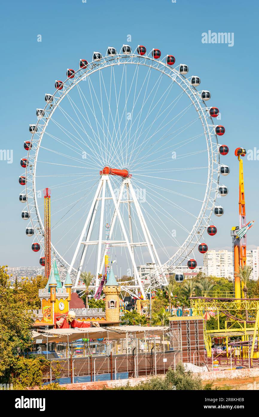5 November 2022, Antalya, Turkey: Ferris wheel in Aktur amusement park ...