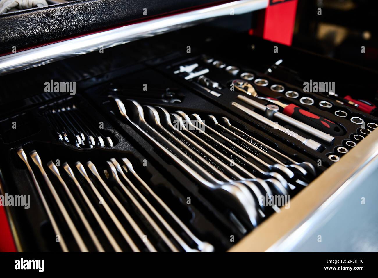 Wook workshop hi-res stock photography and images - Alamy