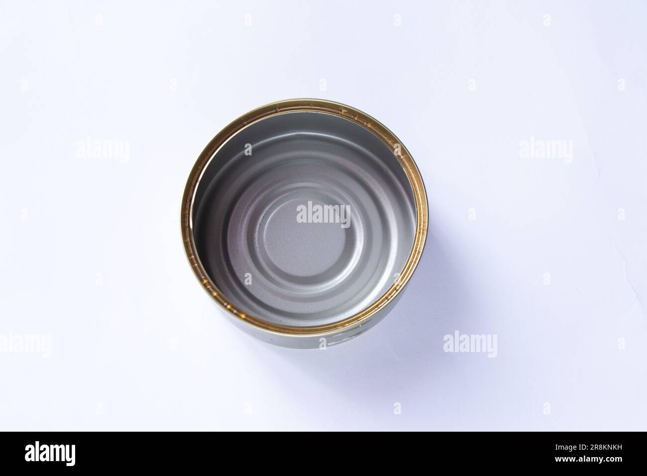 clean empty tin can on white background Stock Photo - Alamy