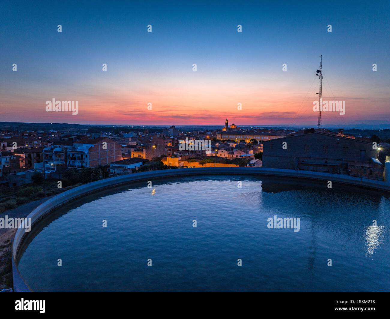 Lago de las garrigues hi-res stock photography and images - Alamy