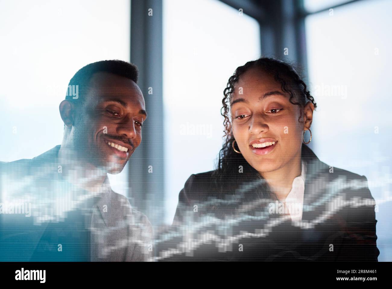 Business people looking at growth chart Stock Photo - Alamy