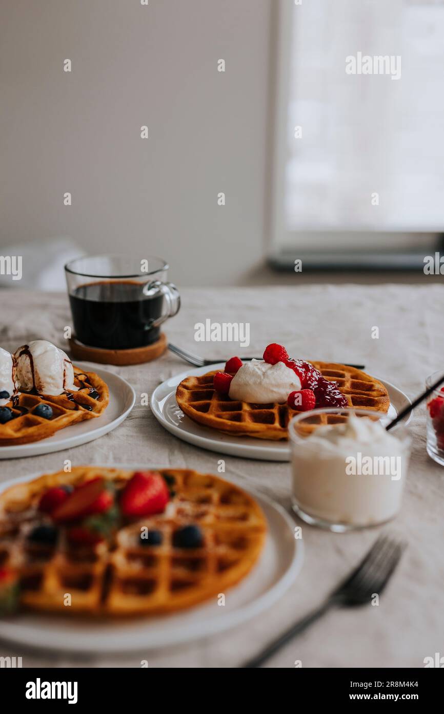 Waffle plates hi-res stock photography and images - Alamy