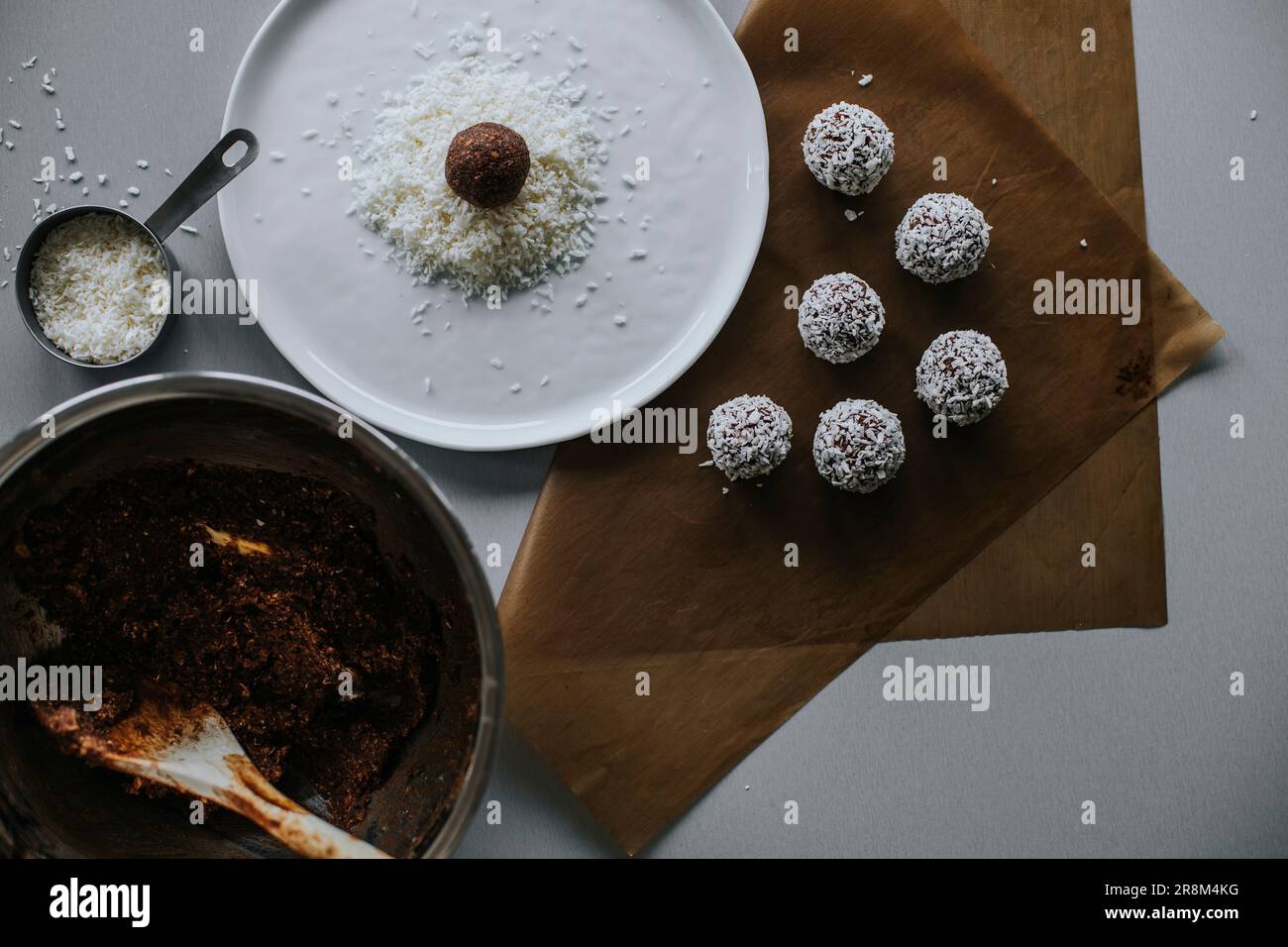 Angle ladle hi-res stock photography and images - Alamy