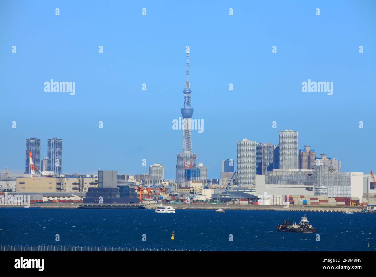 Tokyo Bay and Tokyo Sky Tree Stock Photo - Alamy