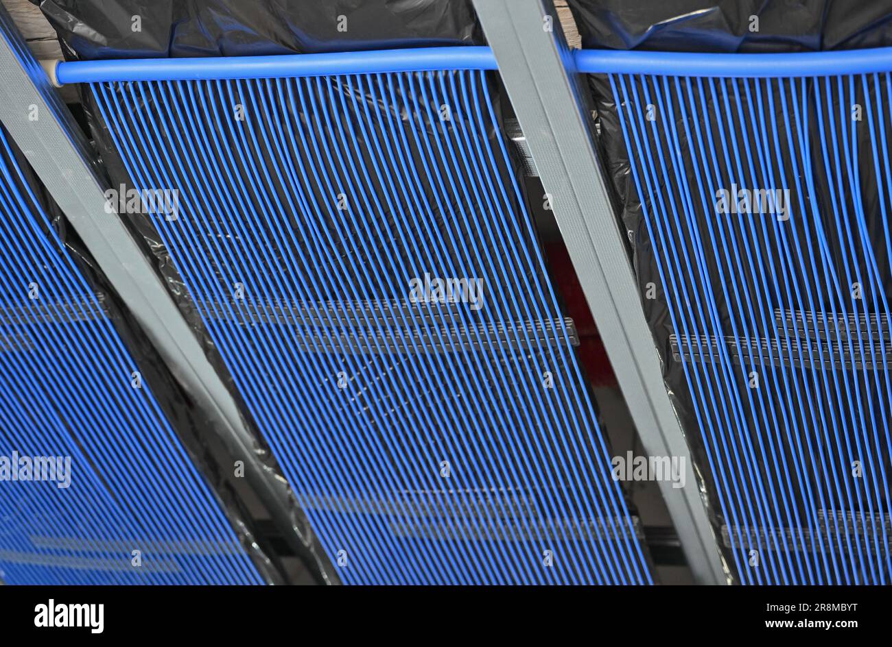 Capillary tube mats hi-res stock photography and images - Alamy