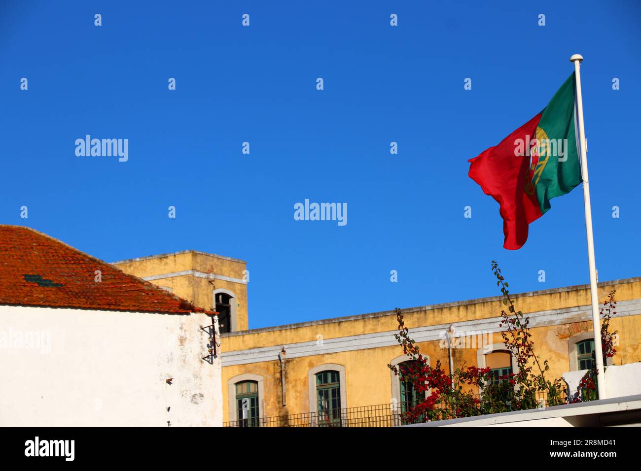 Praia falesia beach portugal hi-res stock photography and images - Alamy