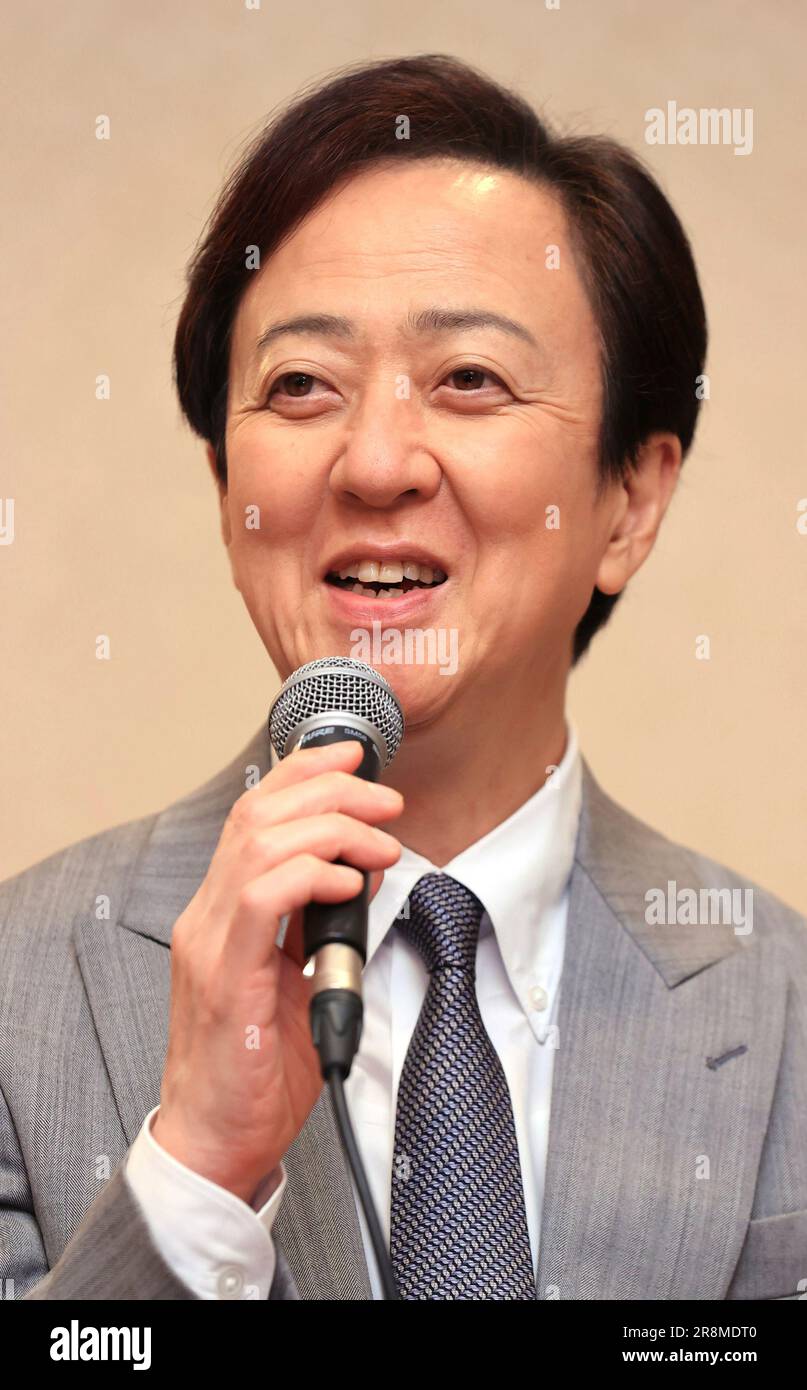 Kabuki actor Bandō Tamasaburō speaks during a press conference in Kyoto ...