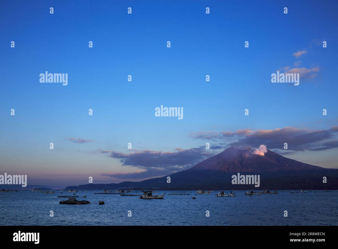 Bay of kagoshima hi-res stock photography and images - Alamy