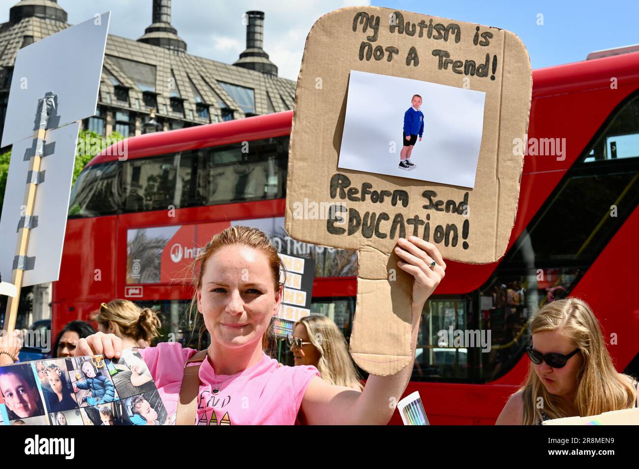 Inclusive demonstration hi-res stock photography and images - Alamy