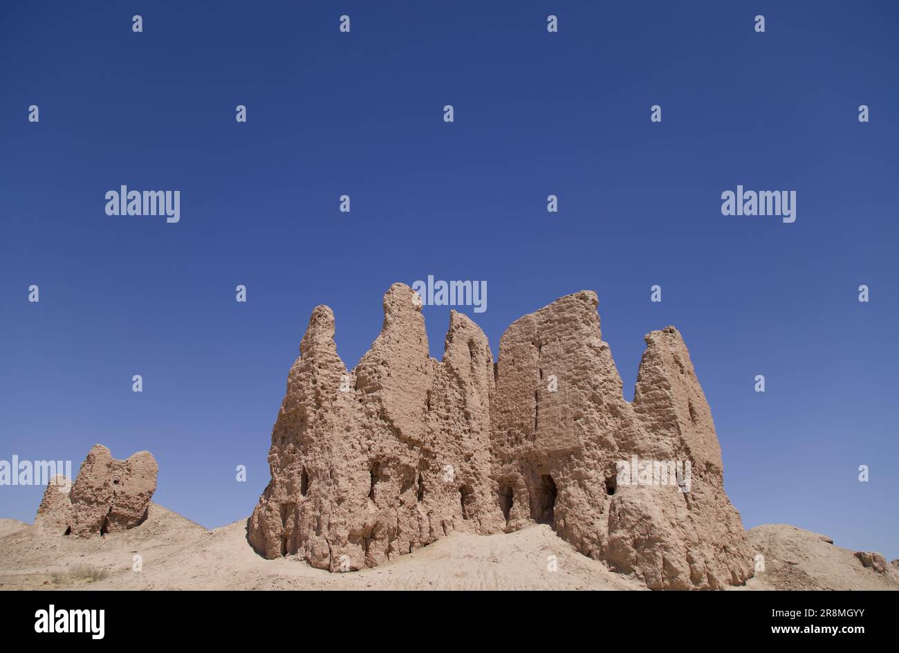 Kirkkyz Kala Castle in Uzbekistan Stock Photo - Alamy