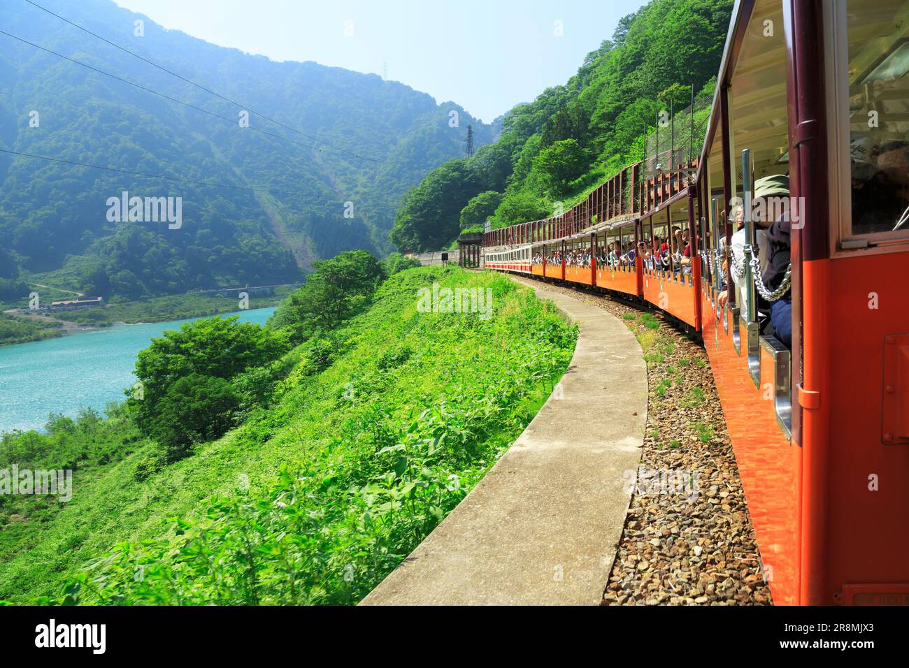 Kurobe Gorge Railway Stock Photo - Alamy