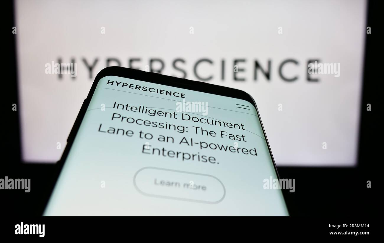 Mobile phone with webpage of US company Hyper Labs Inc. (Hyperscience ...
