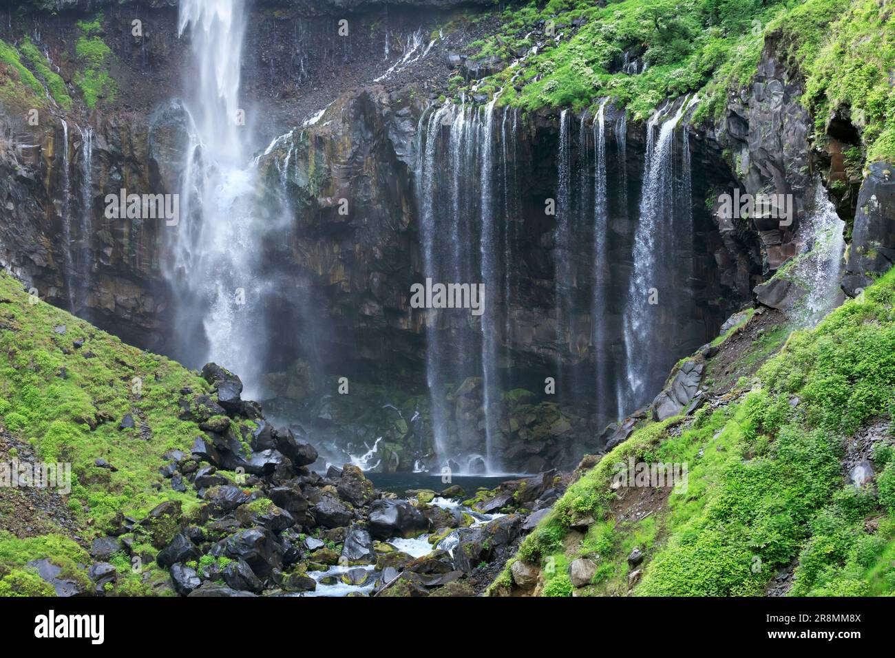 Top waterfall hi-res stock photography and images - Alamy
