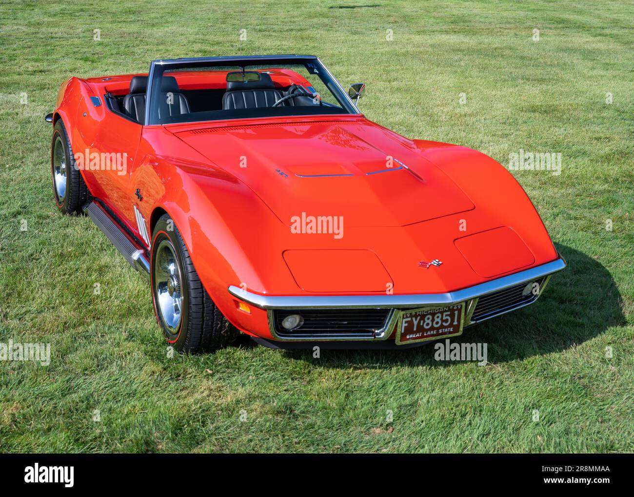 GROSSE POINTE SHORES, MI/USA - JUNE 18, 2023: A 1969 Chevrolet Corvette ...